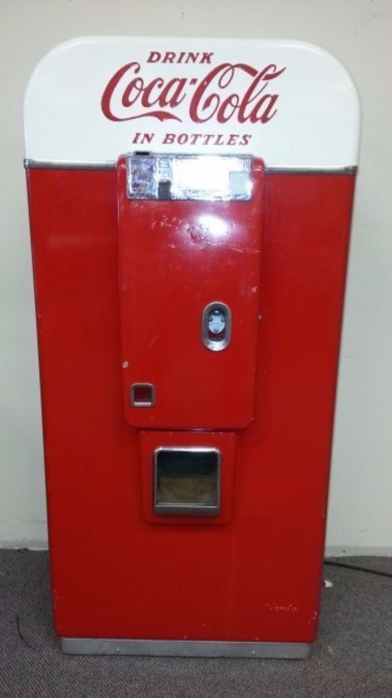 Coca Cola Vendo 44 Stand Up Soda Vendor Value & Price Guide